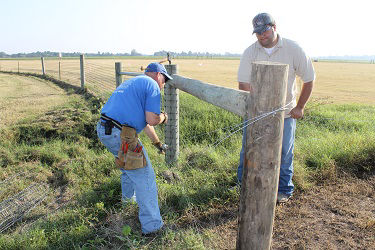 What to Know About Fencing with Flooding & Standing Water | Bekaert Fencing